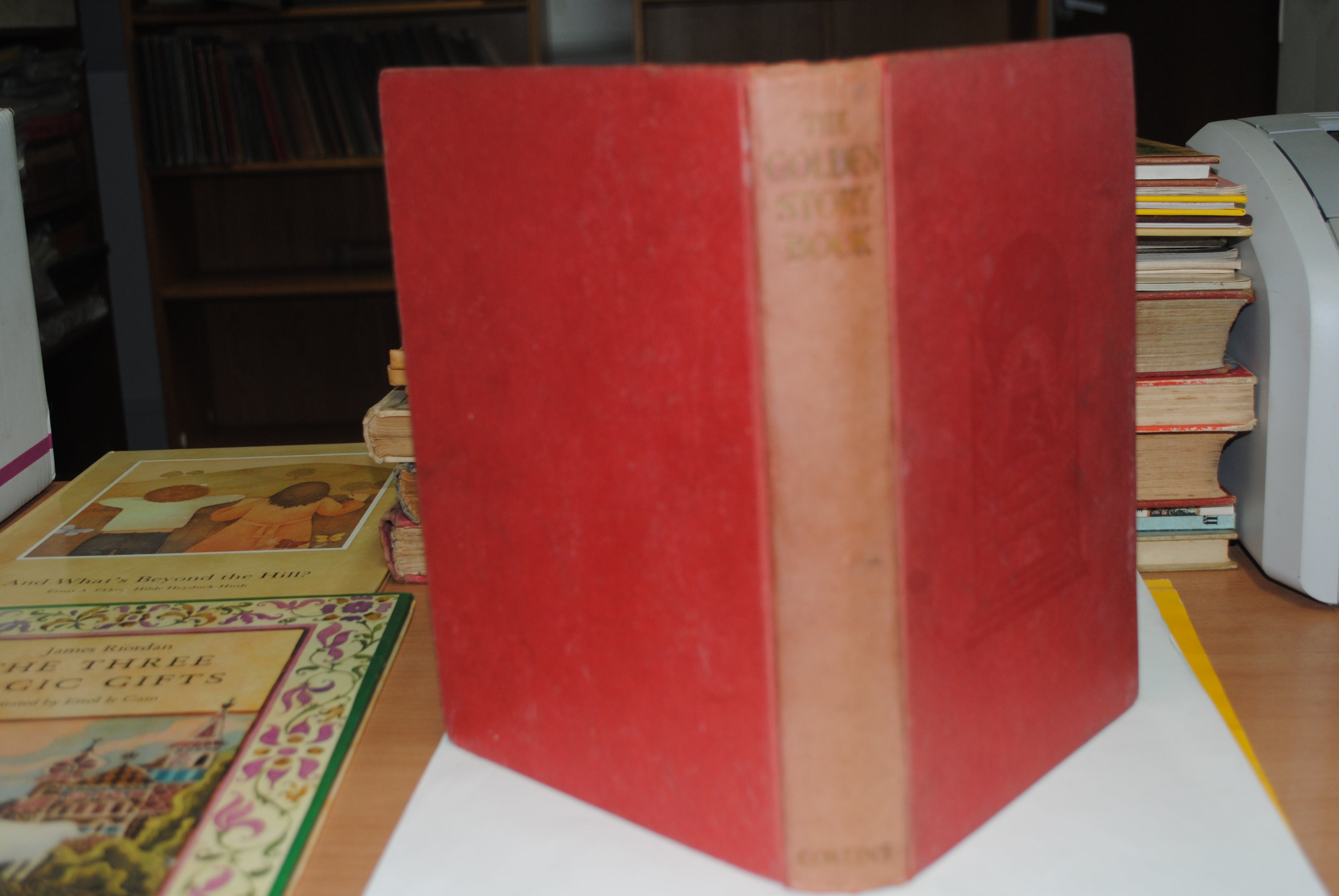 The Golden Story Book – Senjobooks