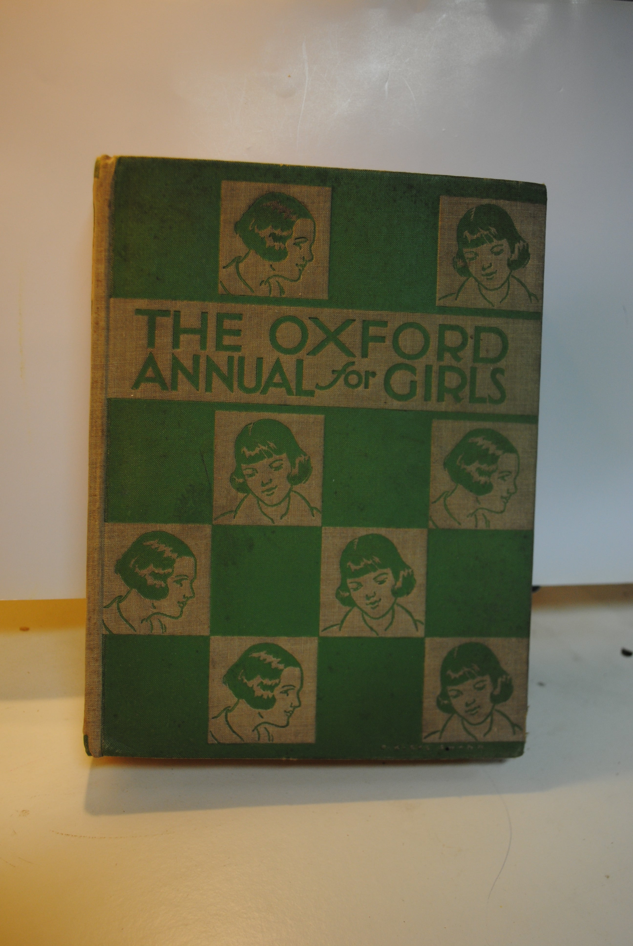 The Oxford Annual for Girls – Senjobooks